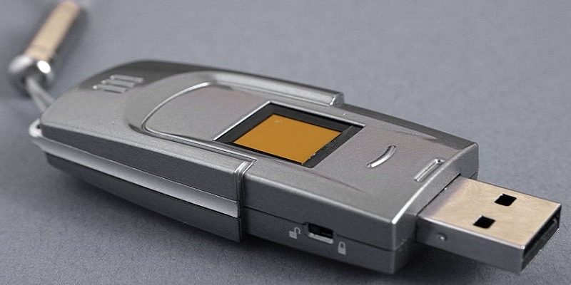 What You Need to Know About USB Fingerprint Readers - Make Tech Easier