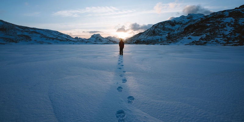 How to See Who's Tracking You Online (and Stop It) - Make Tech Easier