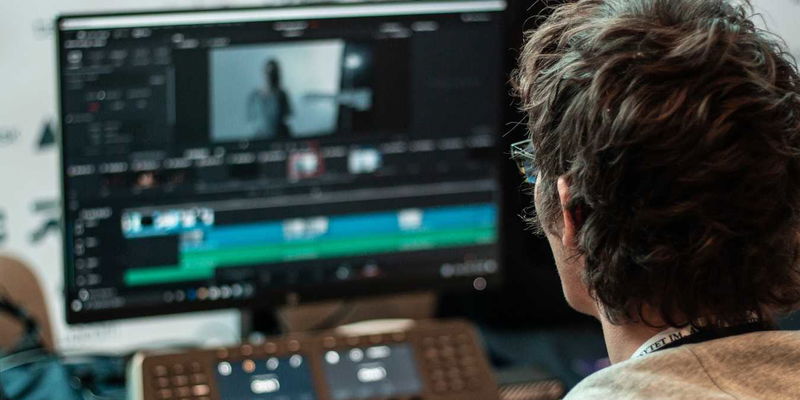 How to Edit Videos for Free Using Canva - Make Tech Easier