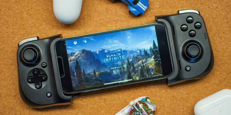 10 of the Best Gamepads for Android and iOS - Make Tech Easier