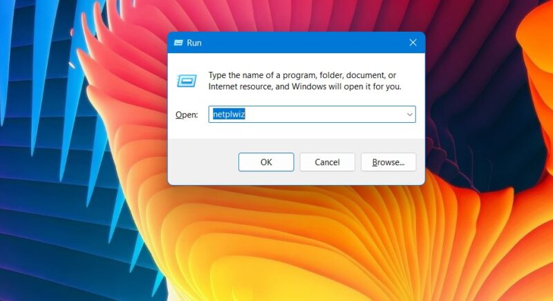 How to Fix Taskbar Icons Missing in Windows - Make Tech Easier