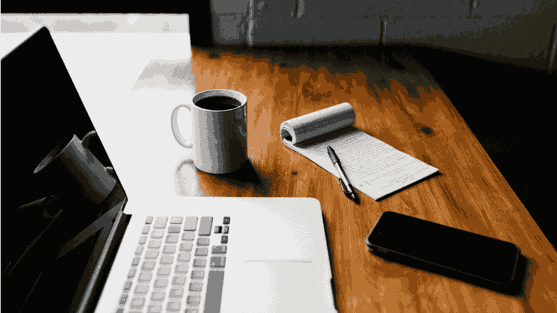 How to Run a Python Script Using Docker - Make Tech Easier